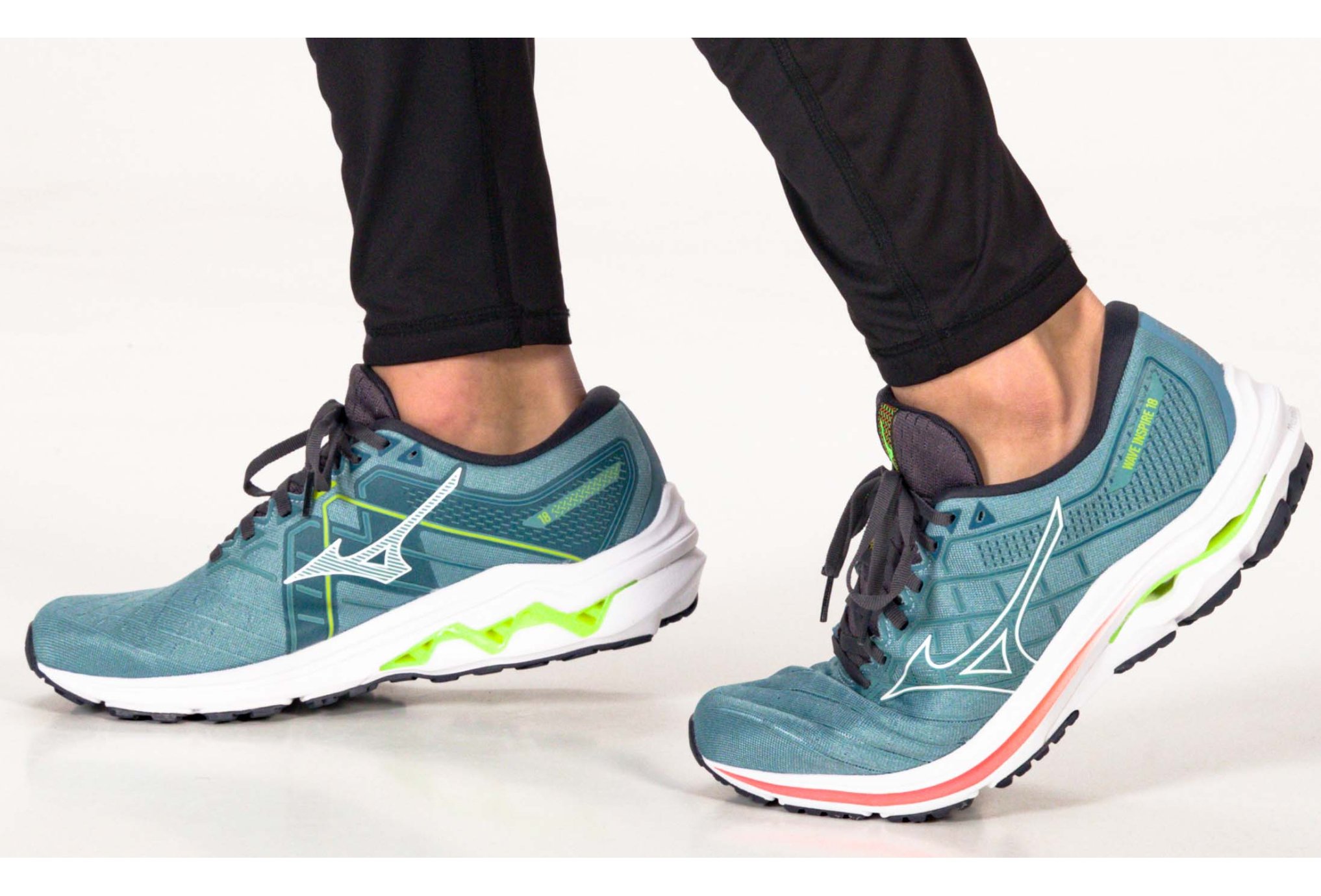 Mizuno Wave Inspire 18 M homme Bleu pas cher