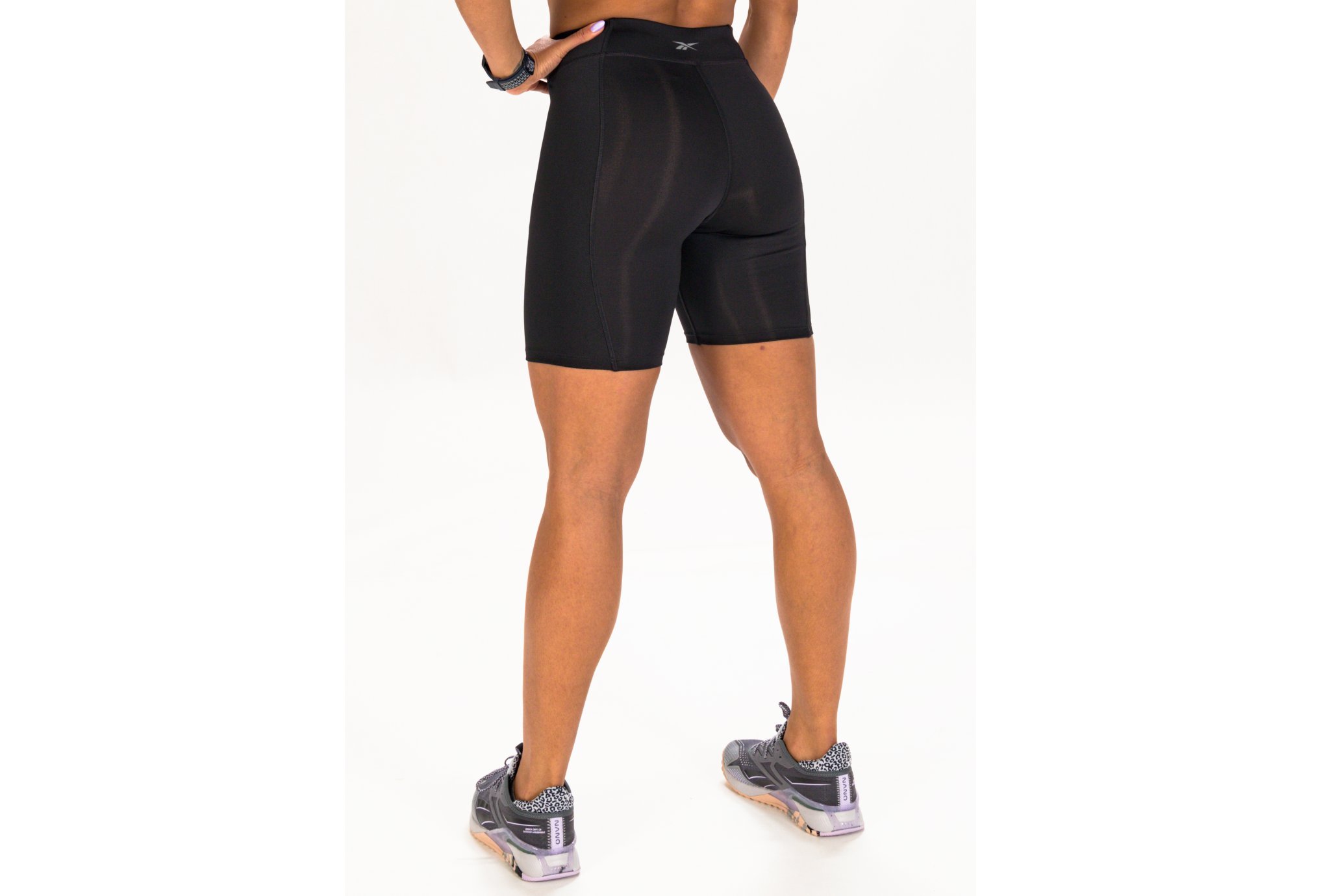 Reebok mallas cortas Yoga Rib en promoción | Mujer Ropa Pantalones ...